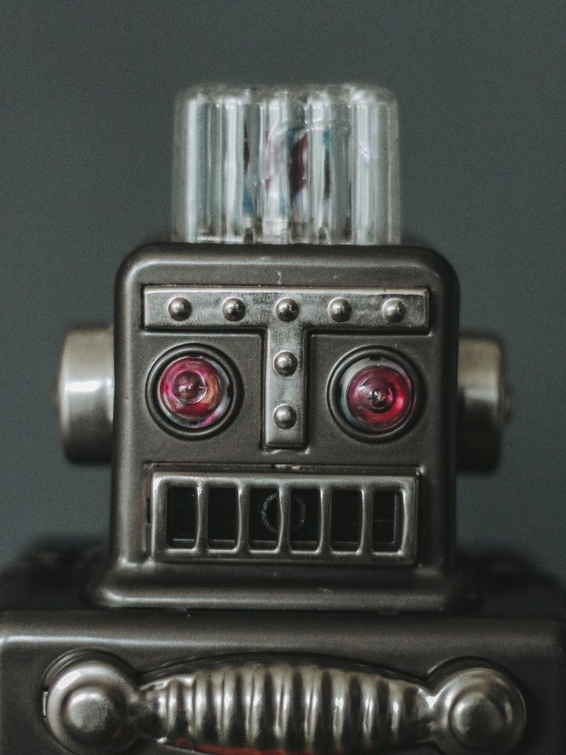 Smoking Space Man Vintage Tin Robot, Hobbies & Toys, Memorabilia ...