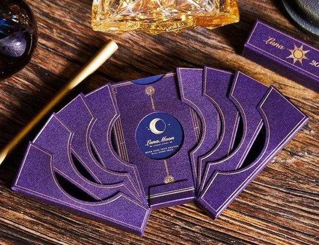 Violet Luna Moon Deluxe Edition Playing Cards 紫月神典藏版撲克牌 啤牌 限量已絕版！！, 興趣及 ...