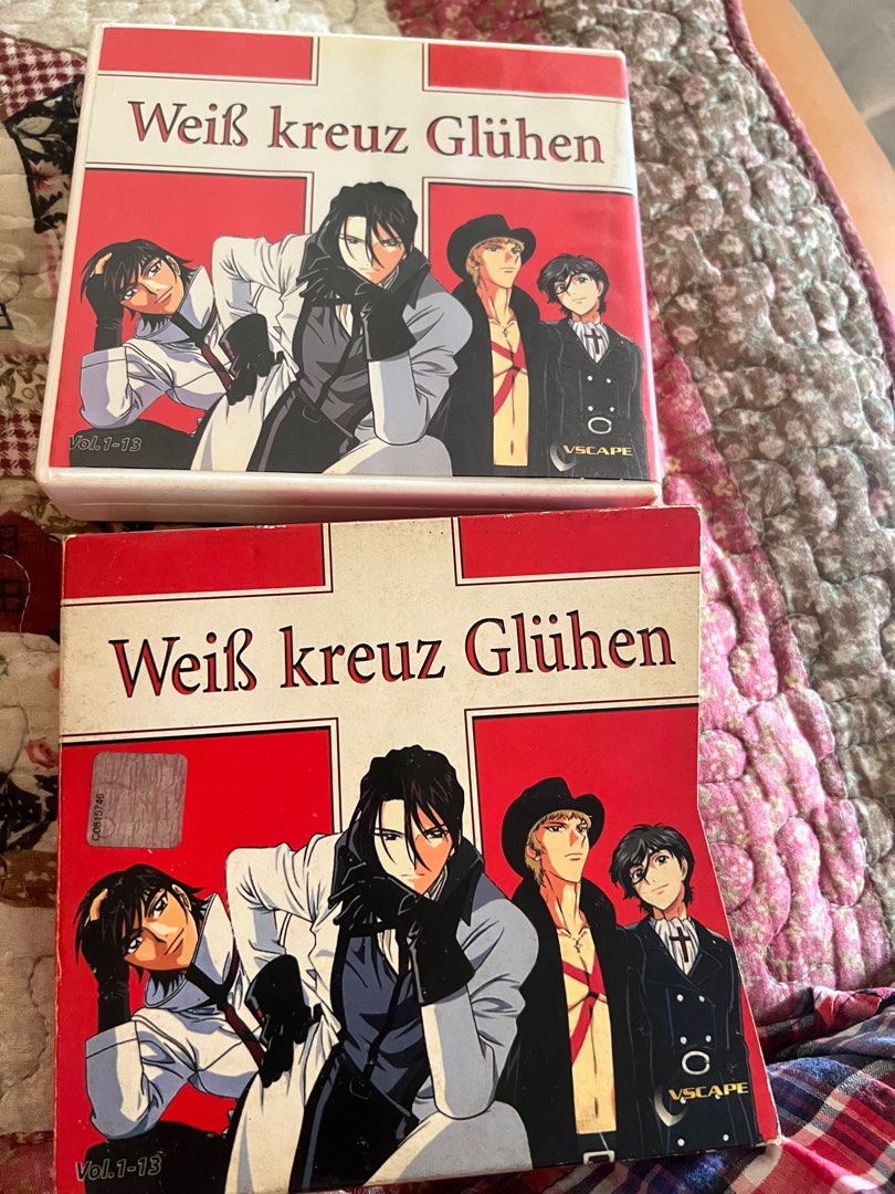 Weib Kreuz Gluhen Vol 1-13, Hobbies & Toys, Collectibles & Memorabilia ...