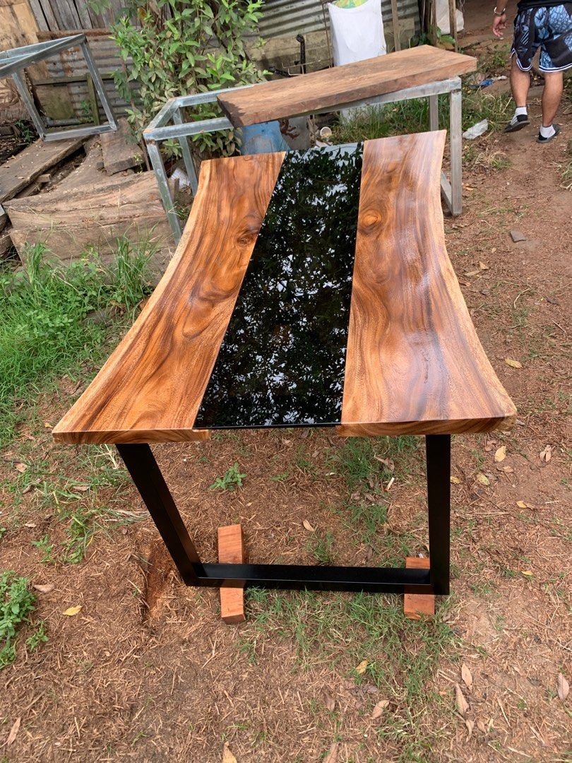 Acacia Dining Table 5x3ft 6 seaters live edge, Furniture & Home Living ...