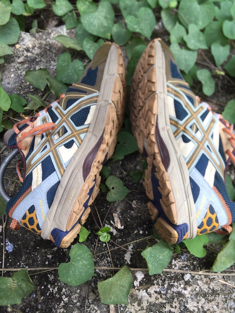 ASICS GEL KAHANA 8, Men's Fashion, Footwear, Sneakers on Carousell