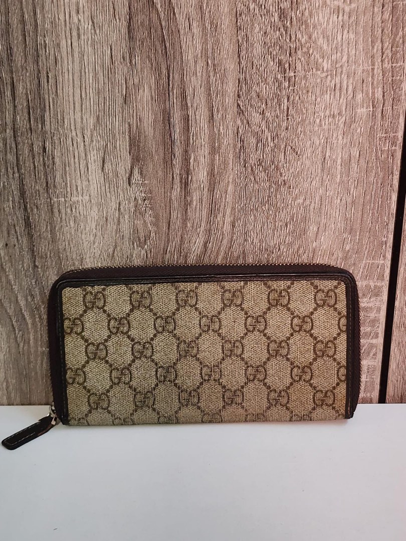 Authentic Gucci Cheques&Cards Long round zip | Vintage, Luxury, Bags ...