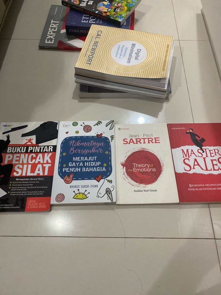 Buku murah, Buku & Alat Tulis, Buku di Carousell
