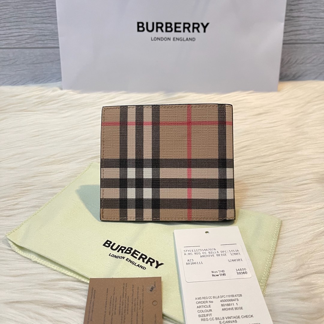 Burberry Reg Bill Vintage Check Wallet Archive Beige, Barang Mewah, Tas ...