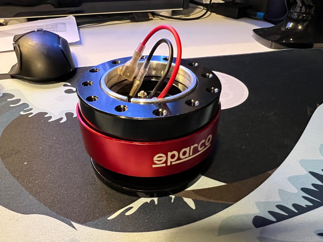 Car steering wheel quick release, Car Accessories, Accessories on Carousell