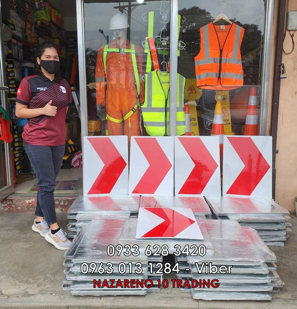 Chevron signs, Looking For on Carousell