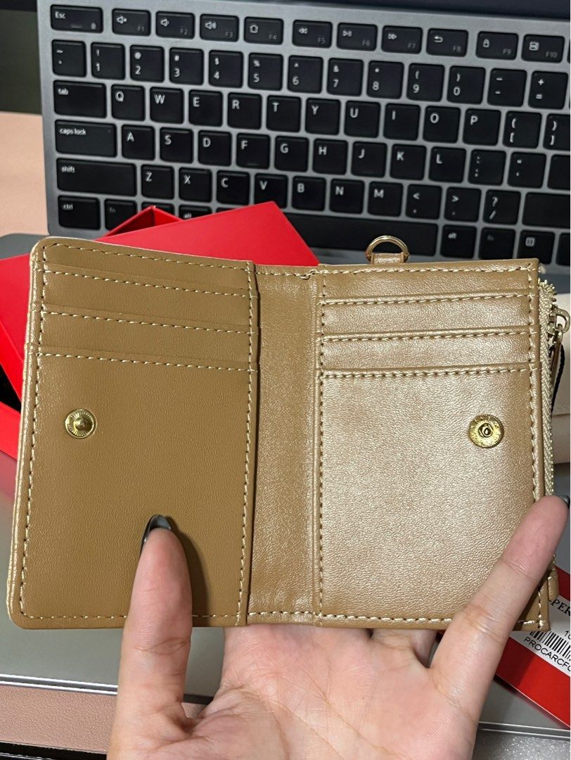 CLN Perrie Bifold wallet - Beige (with dustbag, box, paper bag), Women ...