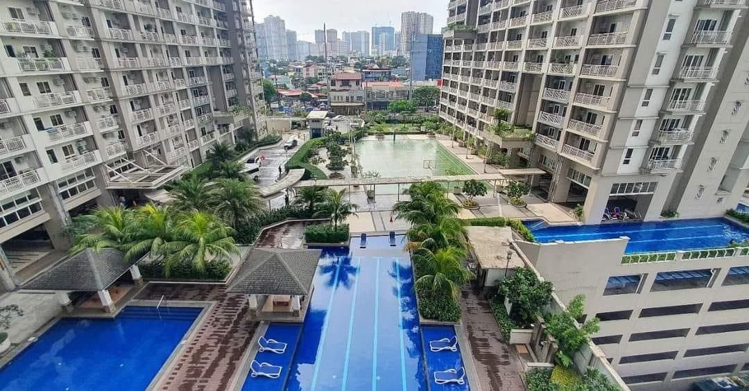 Corner unit in Lumiere Residences Pasig Blvd cor Shaw Blvd , Property ...