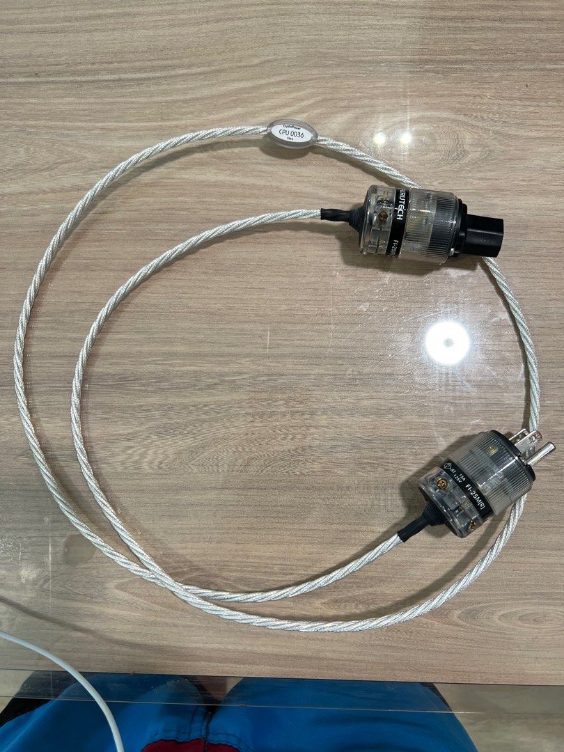Crystal Cable Ultra Power cable power cord 1.5 m US plug, Audio, Other ...