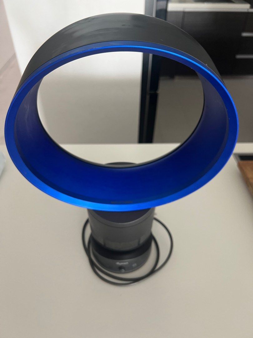 Dyson desk fan, Furniture & Home Living, Lighting & Fans, Fans on Carousell