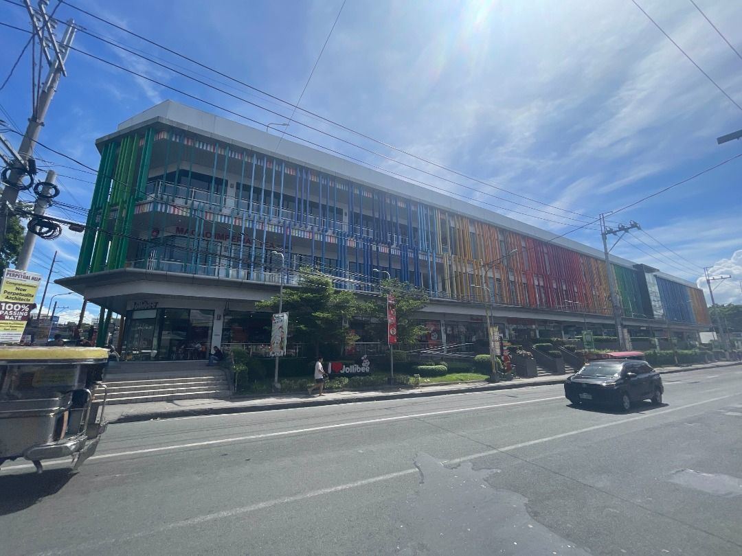 Fully serviced private office space for you and your team in Regus ...