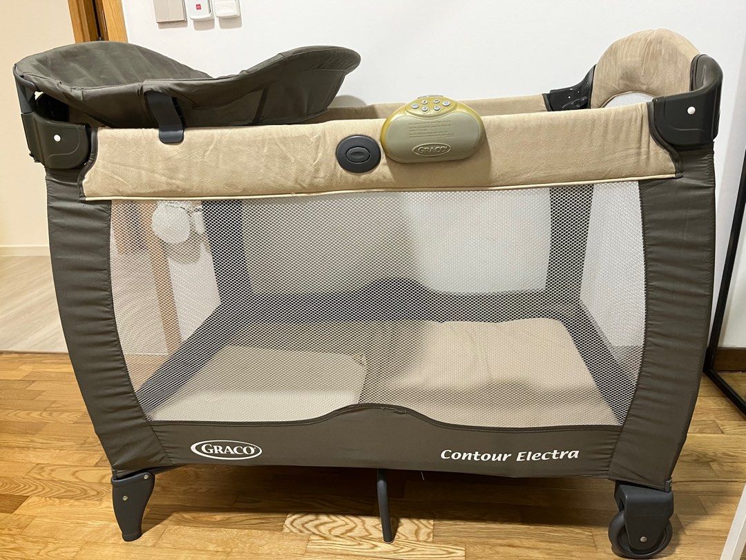 Graco Contour Electra playpen, Babies & Kids, Infant Playtime on Carousell