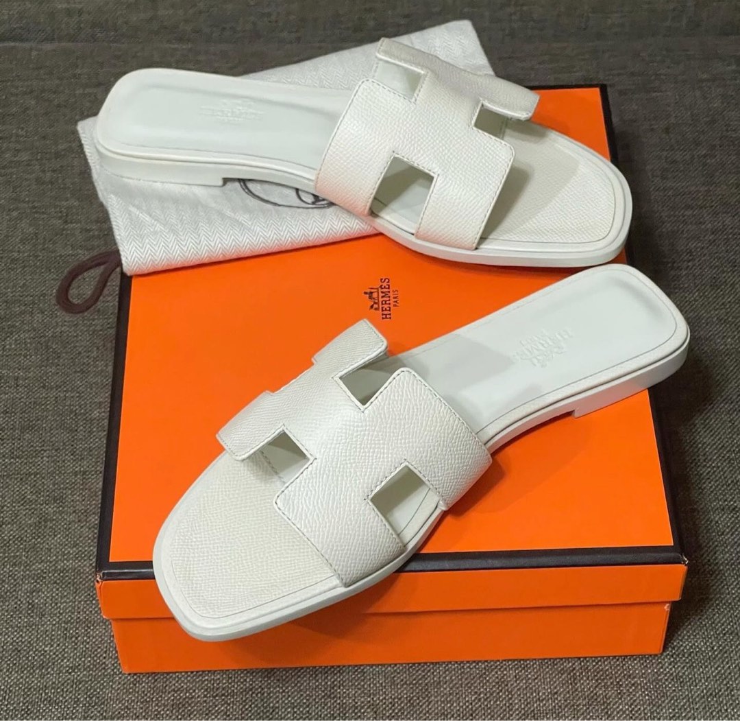 Hermes Oran Slippers With Dustbag Size 39, Women's Fashion, Footwear ...