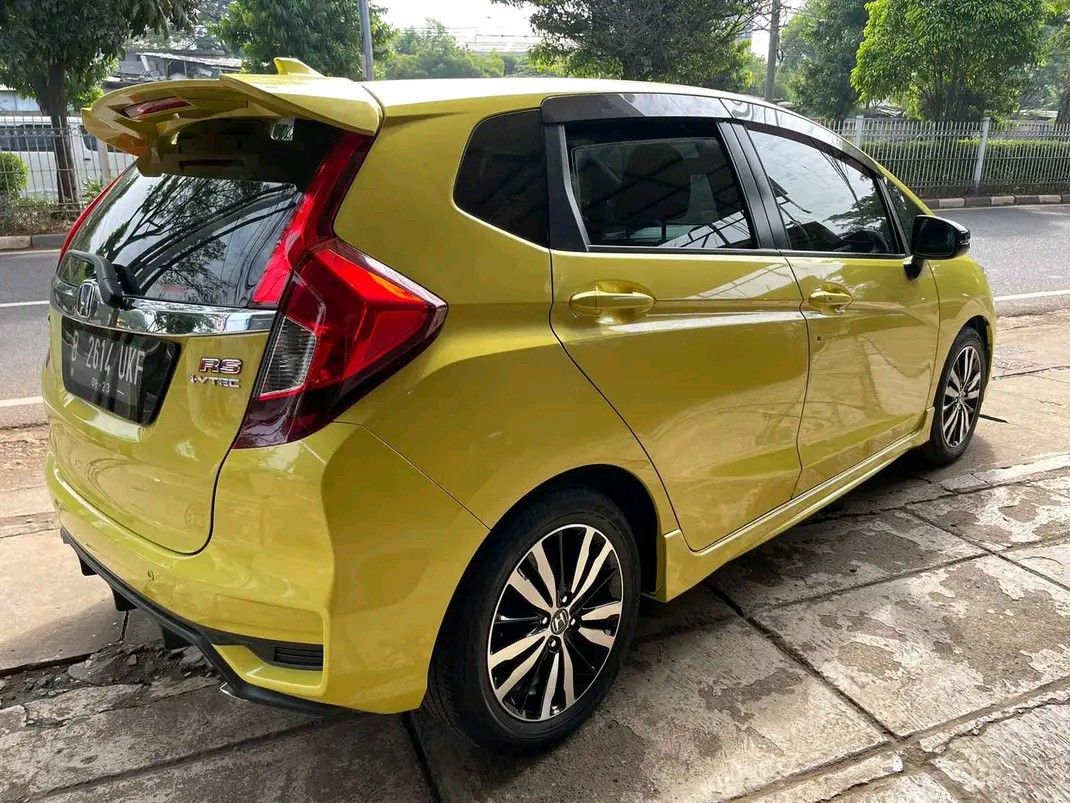 Honda jazz kuning mutiara BU 2018, Aksesoris Mobil di Carousell