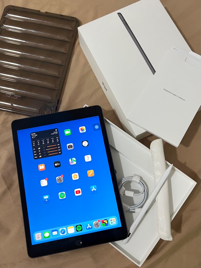 Ipad 9th Gen, Mobile Phones & Gadgets, Tablets, iPad on Carousell