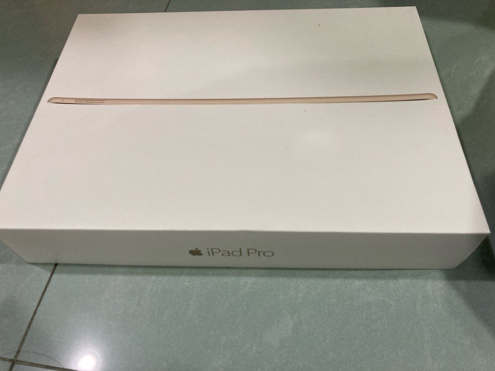 iPad Pro box, Mobile Phones & Gadgets, Tablets, iPad on Carousell