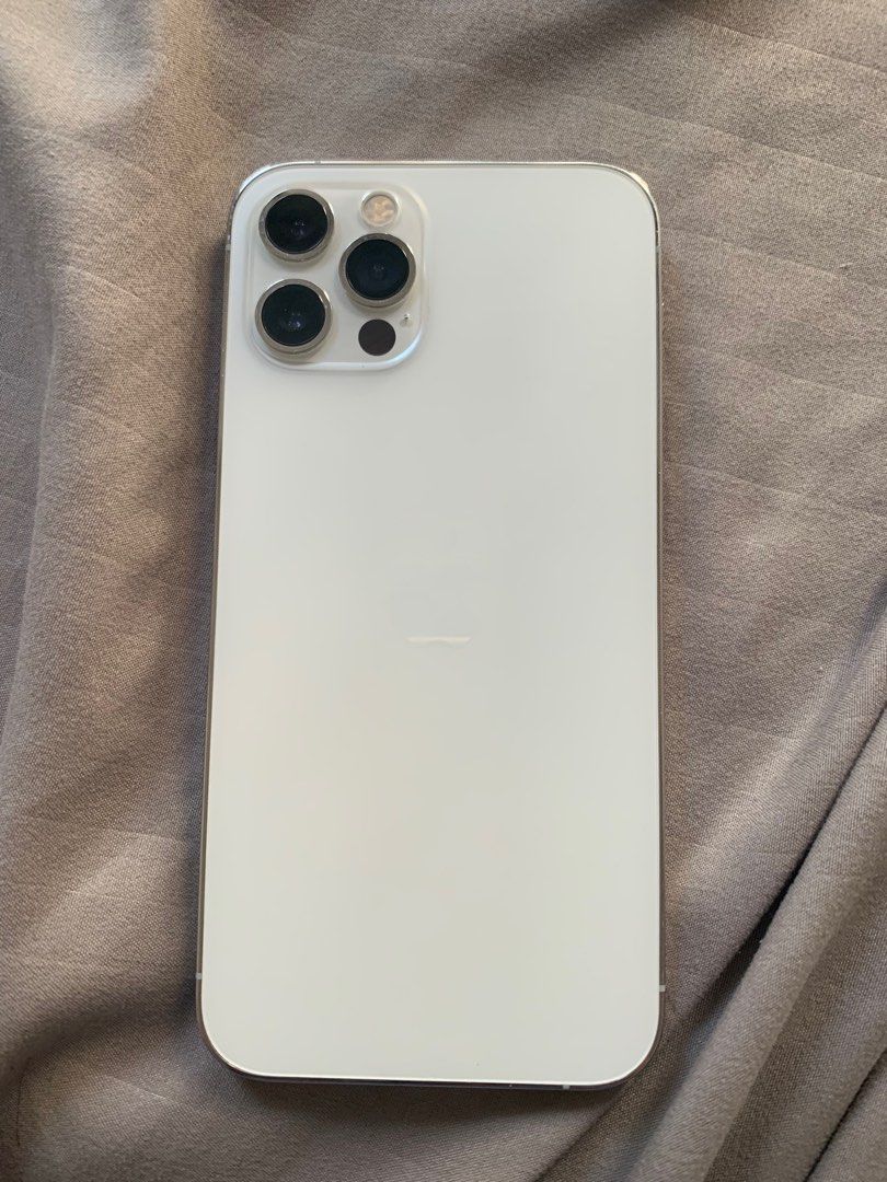 iphone 12 pro white 128gb from japan 88% batt health, Mobile Phones ...