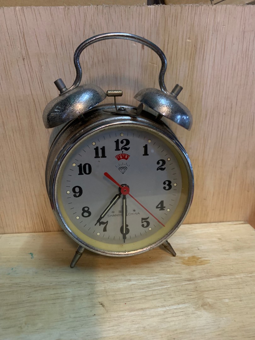 Jam Loceng Lama, Hobbies & Toys, Collectibles & Memorabilia, Vintage ...