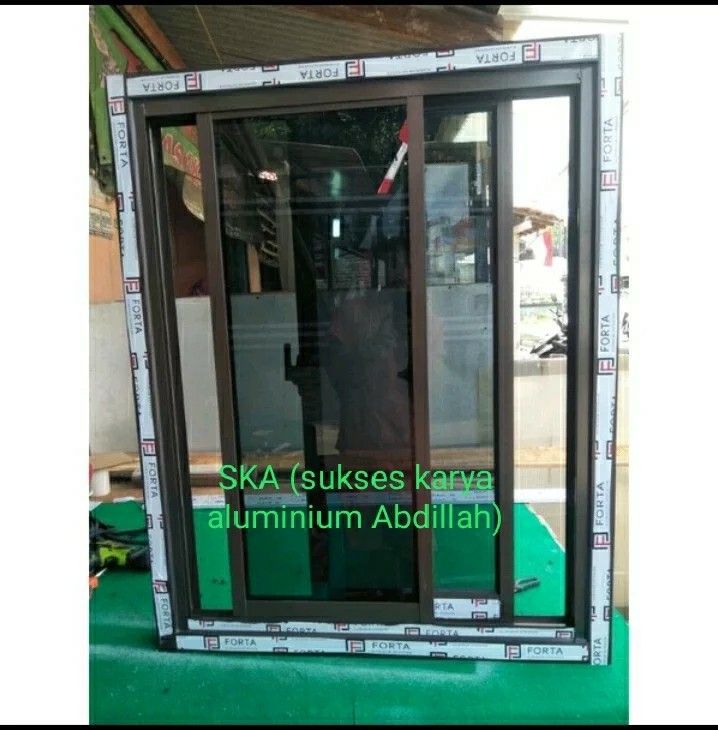 Jendela aluminium jungkit atau swing+kusen 3in(KACA POLOS ATAU RIBEN 5mm), Desain & Kerajinan ...