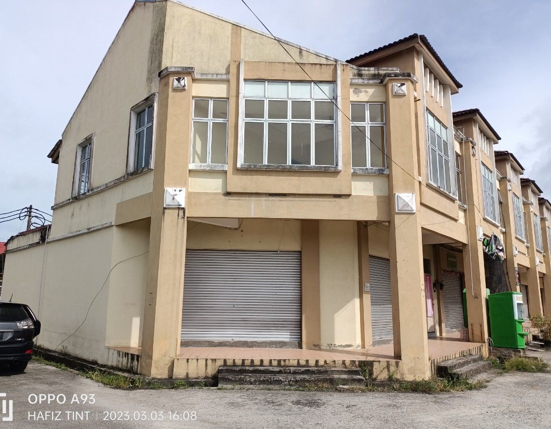 Kedai 2 Tingkat Corner Lot(Double Storey), Property, For Sale on Carousell