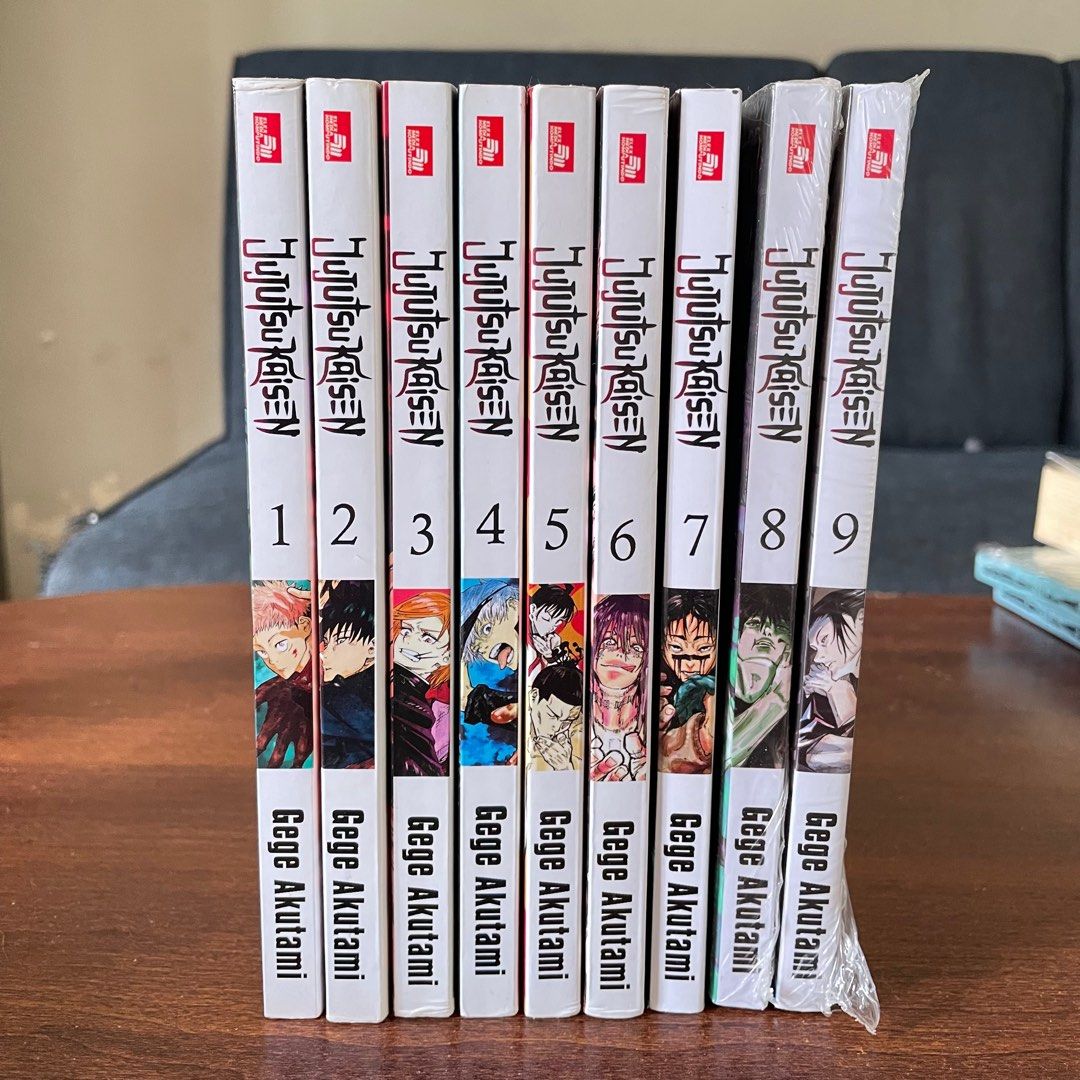 Komik Jujutsu Kaisen (1,2,3,4,5,6,7,8,9), Buku & Alat Tulis, Komik dan Manga di Carousell