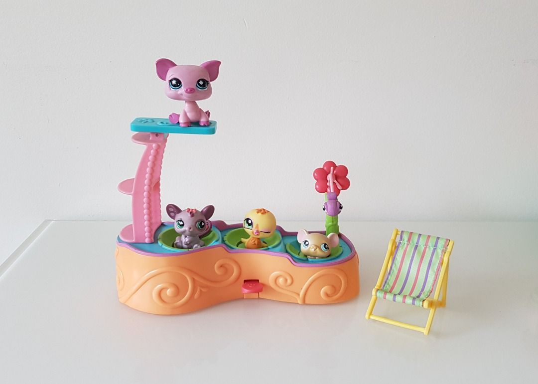 LPS Littlest Pet Shop Pool with 4 Authentic Pets, Hobbies & Toys, Toys ...