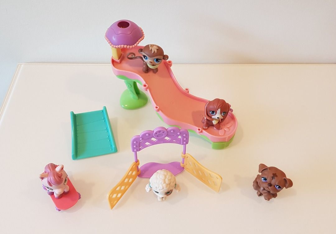 LPS Littlest Pet Shop Slide with 4 Authentic Pets (#881, #567, #730 ...