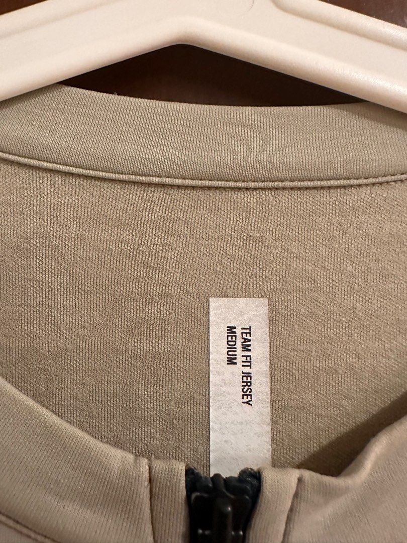 Maap Alt_Road - Large, Men's Fashion, Activewear on Carousell