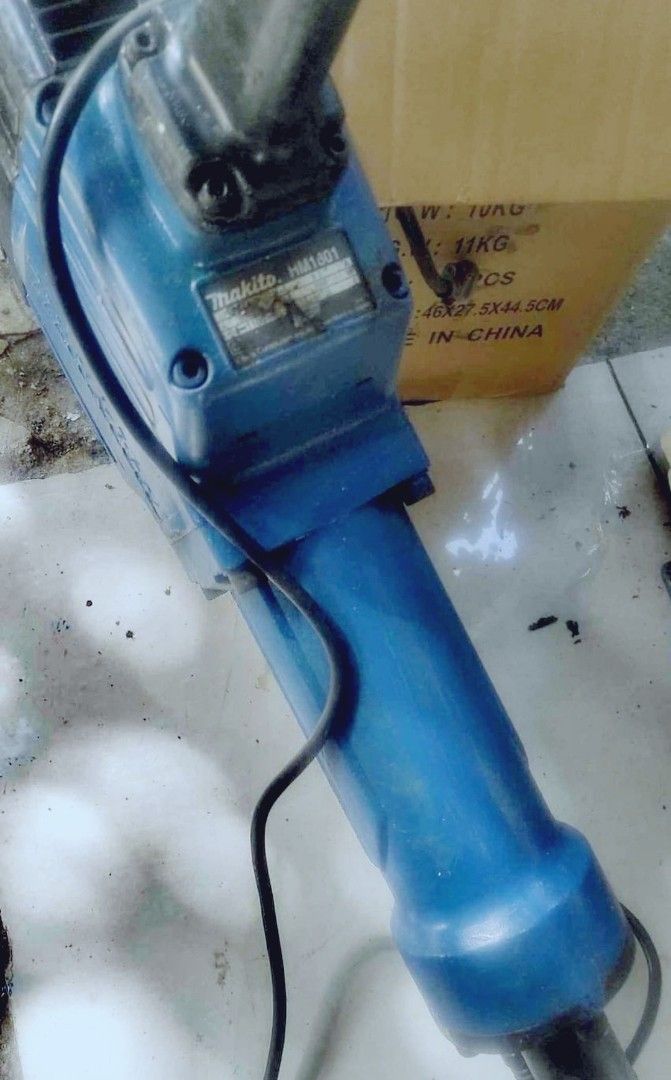 MAKITA BREAKER DEMOLITION HAMMER 2000W, Commercial & Industrial ...