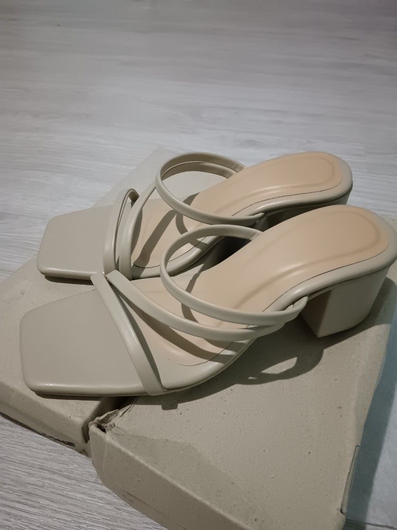 Mimi foot ware 2 inch block heels, Women's Fashion, Footwear, Sandals ...