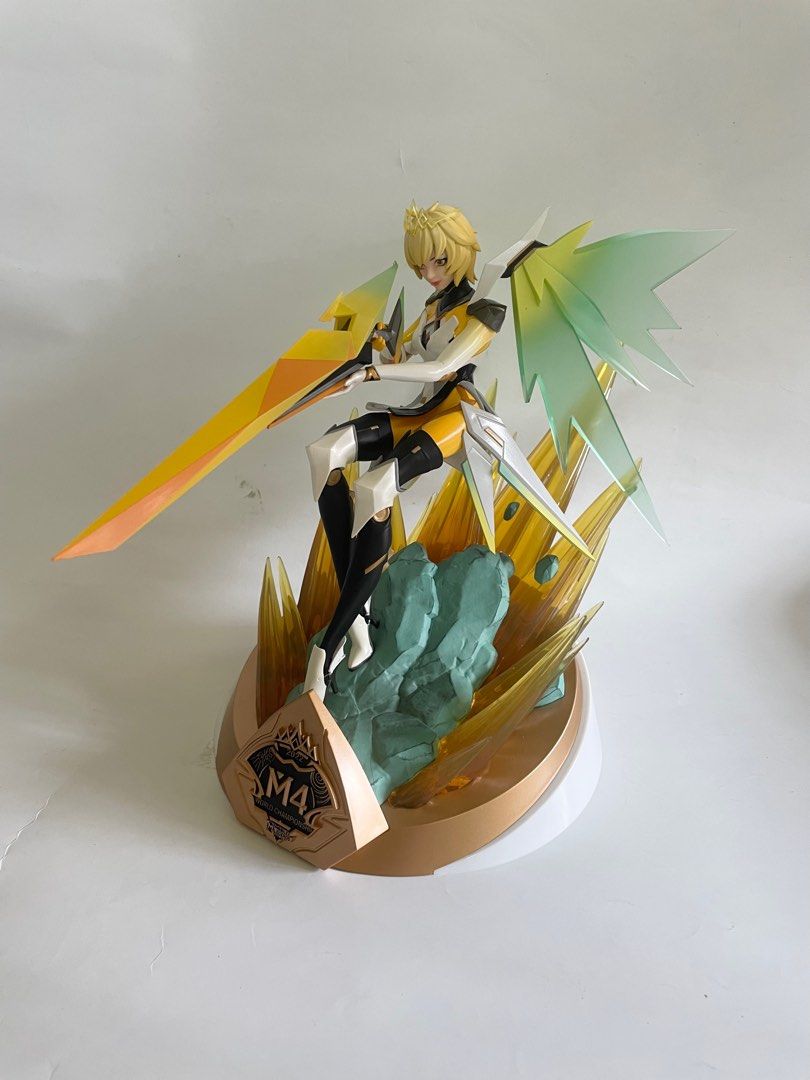 MLBB Beatrix M4 Statue Figurine - (Mobile Legends), Hobbies & Toys ...