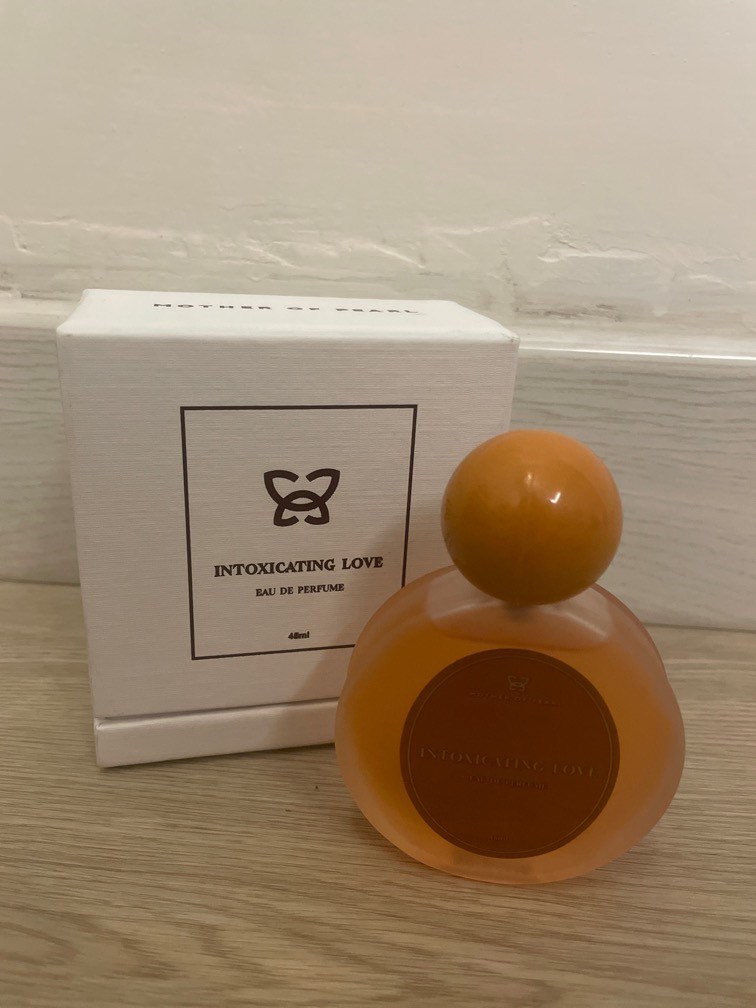 MOP parfum Intoxicating Love, Kesehatan & Kecantikan, Parfum, Kuku ...