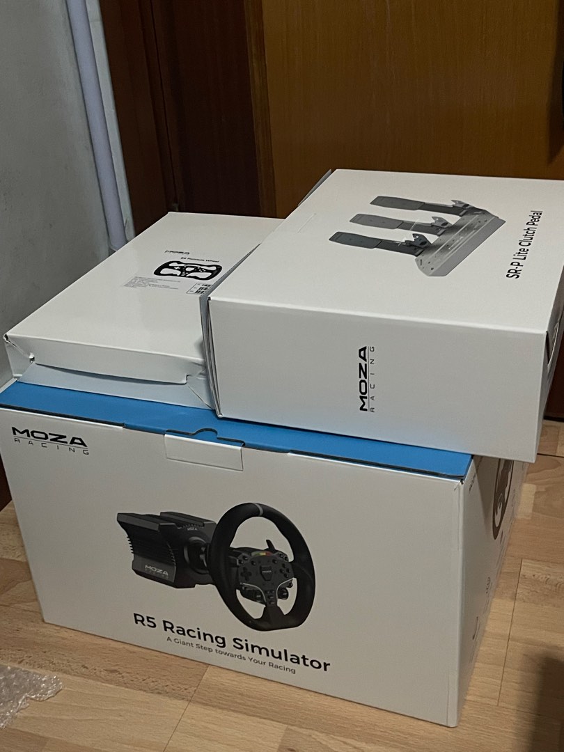 Moza R5 Bundle + Clutch Pedal + Brake mod kit + ES formula wheel mod ...