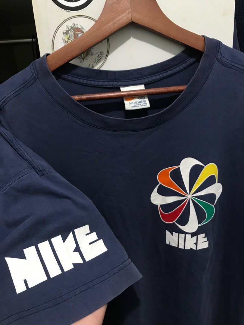 NIKE Vintage, Men's Fashion, Tops & Sets, Tshirts & Polo Shirts on Carousell