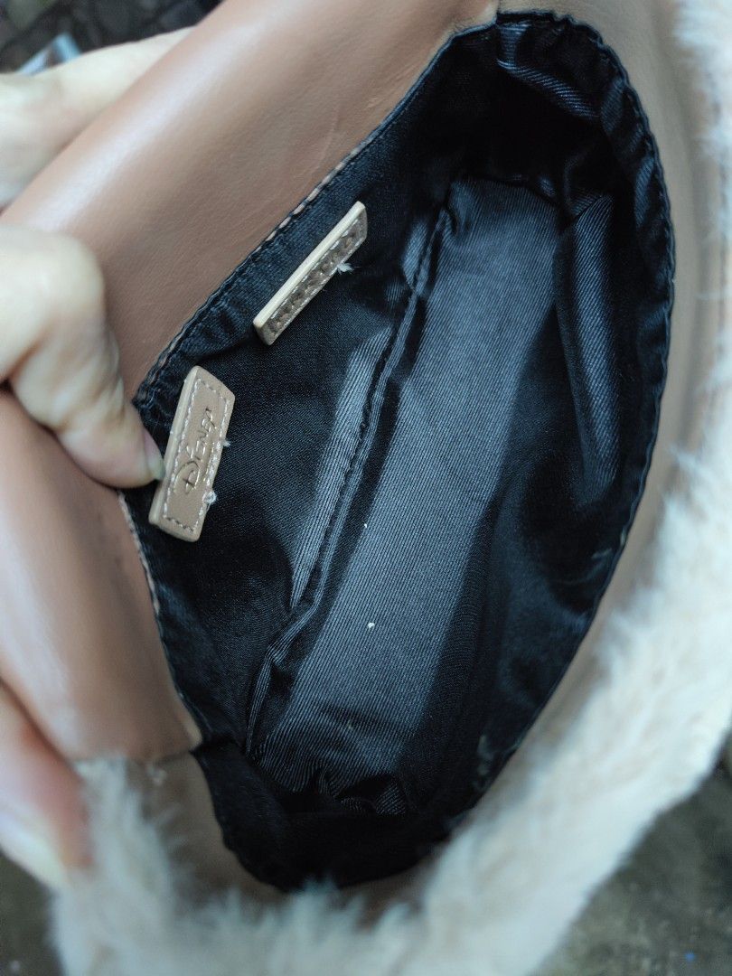 ORIG NRETRO X DISNEY FUR MICRO/SMALL SLING BAG GANDA SOBRA, Women's ...