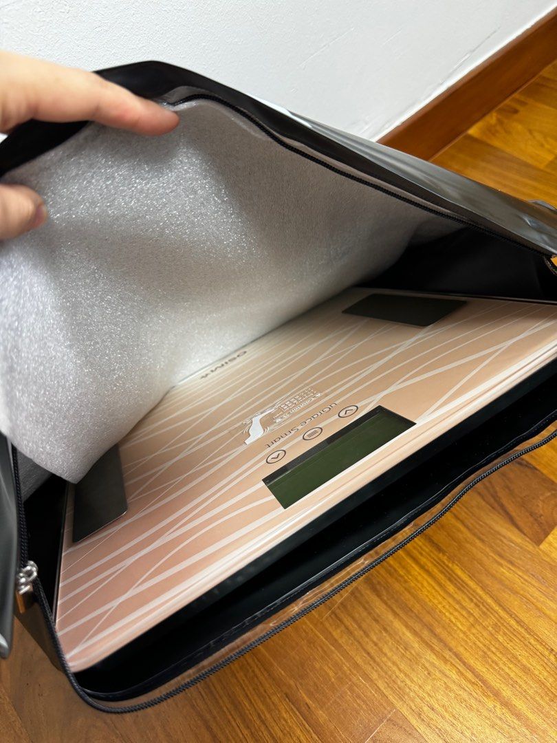 OSIM UGrace Smart Body Composition Monitor, Health & Nutrition, Health ...