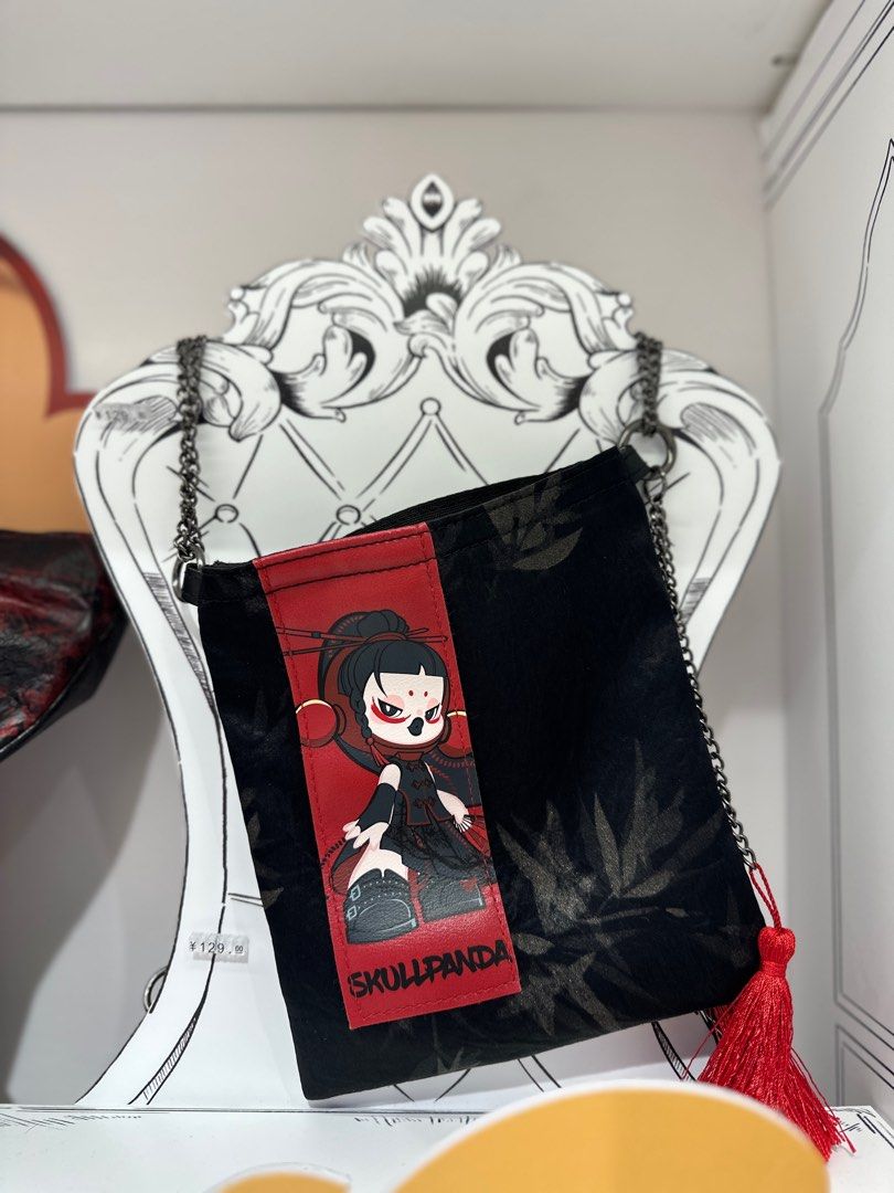 POPMART Skullpanda Beijing Limited Edition, Women's Fashion, Bags ...