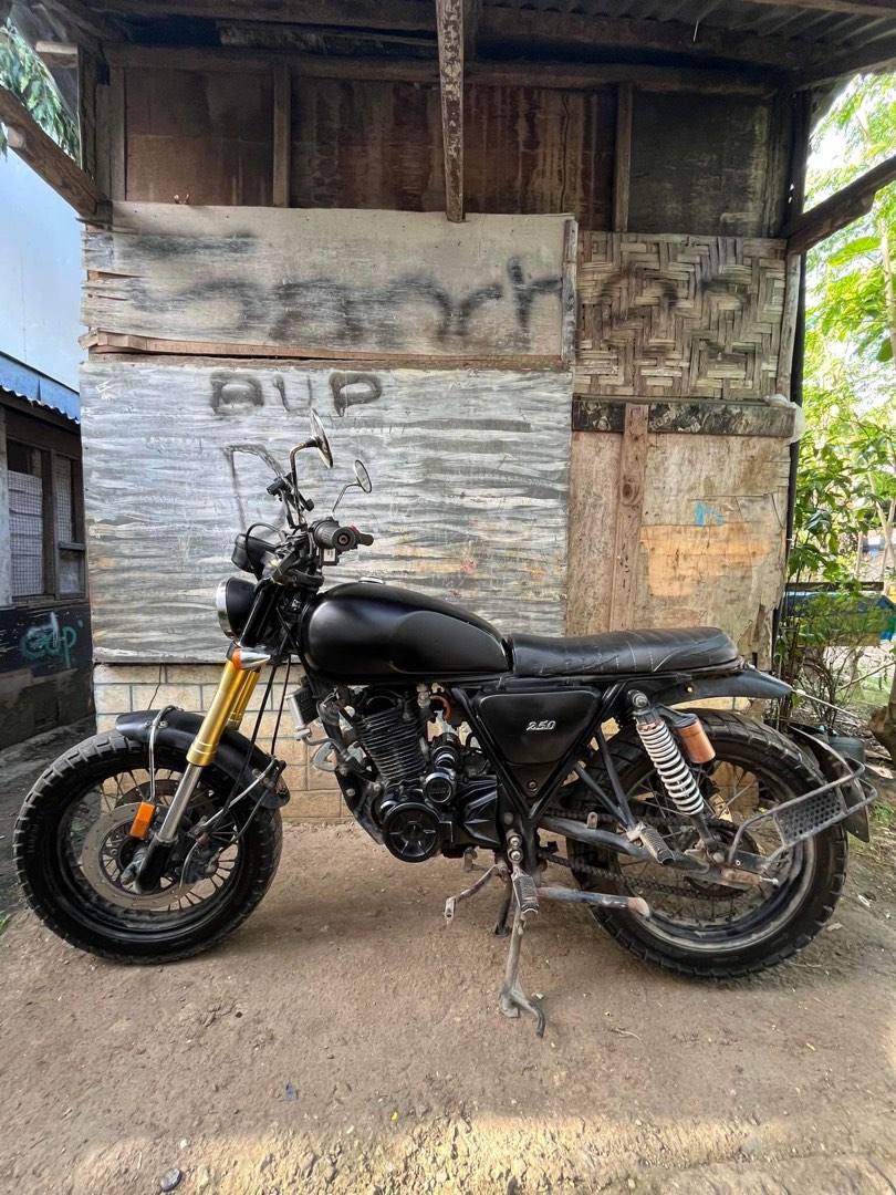 RUSI CLASSIC 250, Motorbikes, Motorbikes for Sale on Carousell