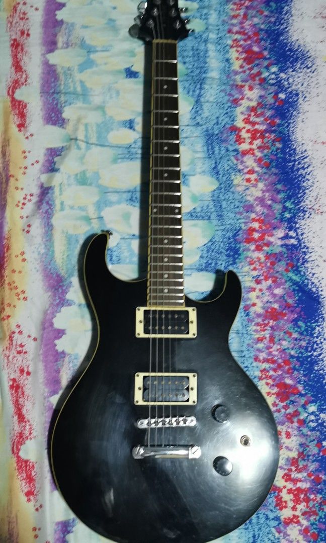 samick gregbenett, Hobbies & Toys, Music & Media, Musical Instruments on Carousell