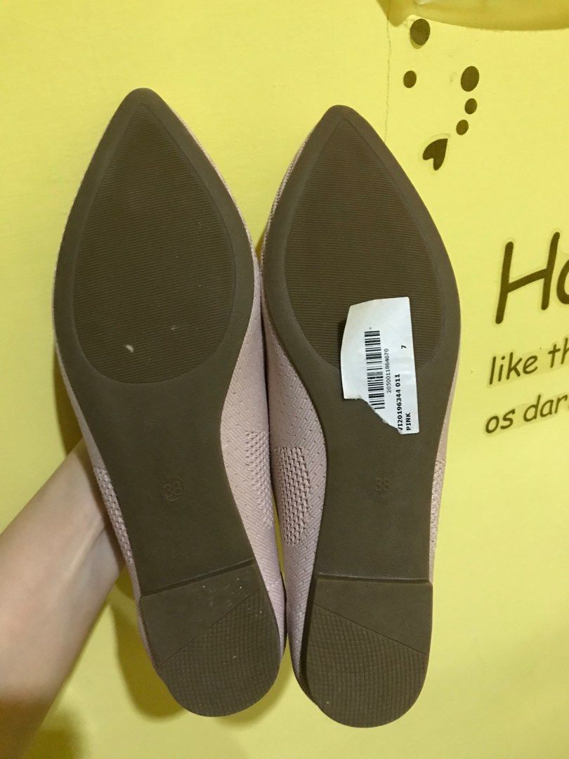 Sepatu vincci dusty pink, Fesyen Wanita, Sepatu di Carousell