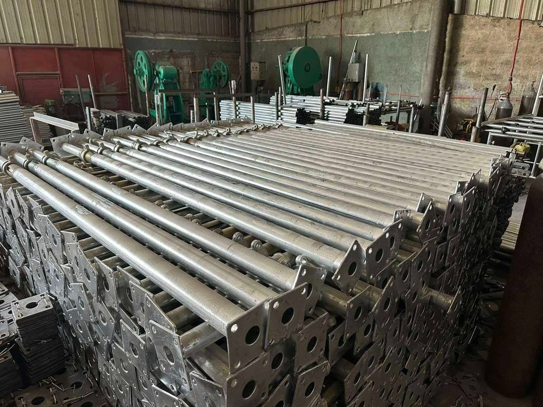 SHORING JACK / DIRECT PAGAWAAN, Commercial & Industrial, Construction ...