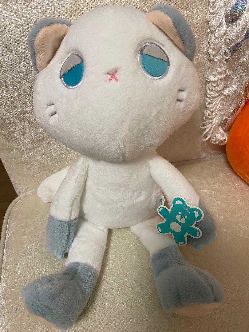 Soft Toy Fun Claw Plushie Cat, Hobbies & Toys, Toys & Games on Carousell