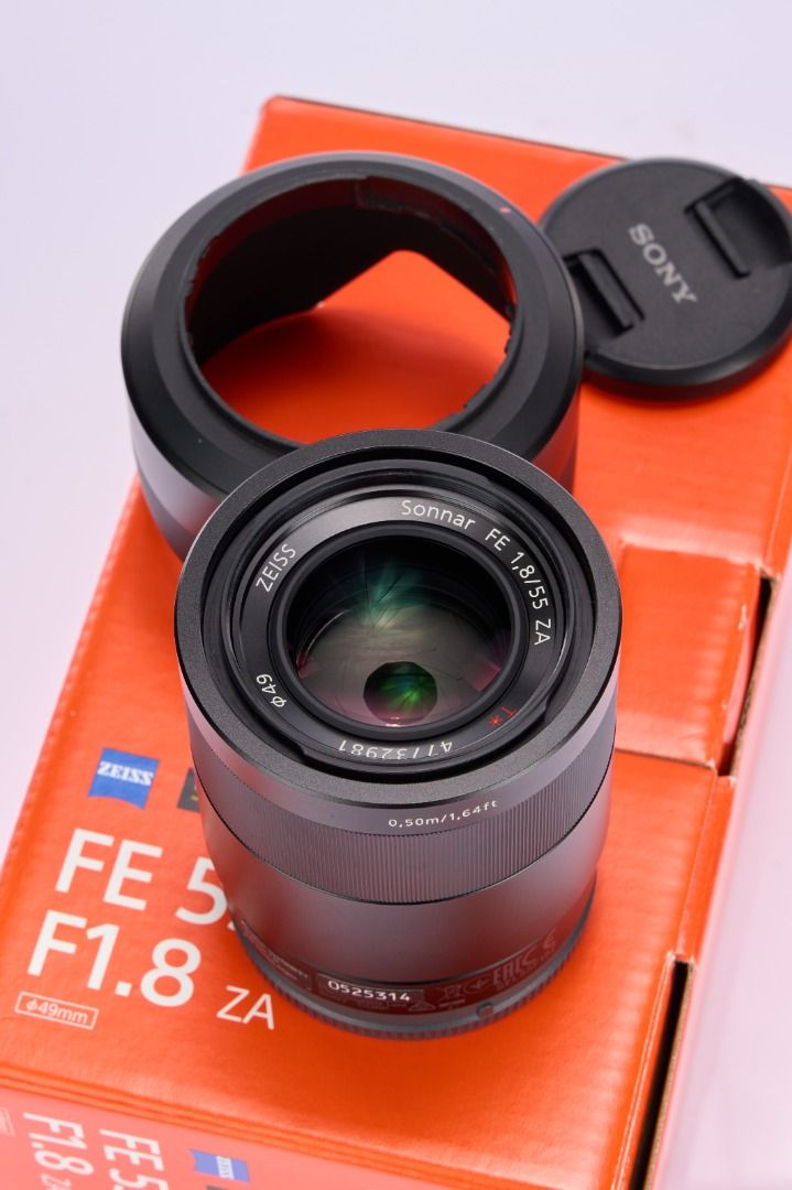 Sony Zeiss 55mm f1.8 Sonnar FE, Photography, Lens & Kits on Carousell