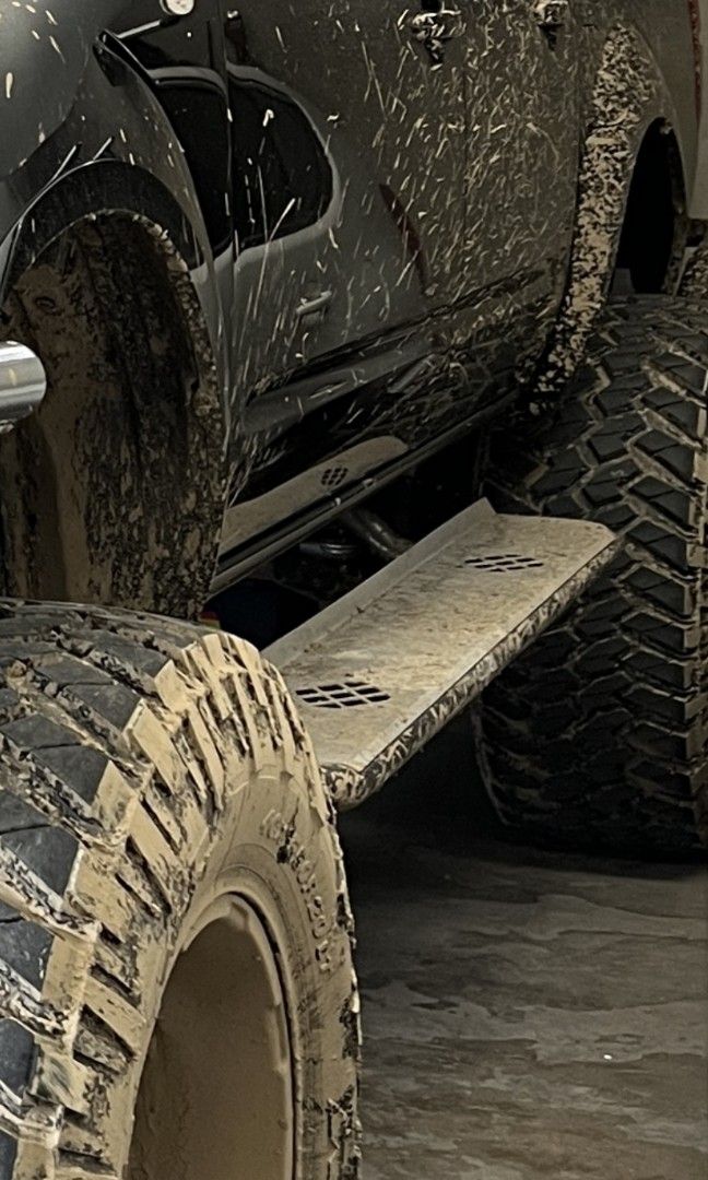 Stepboard Rockslider for Navara D40, Car Parts & Accessories, Body ...