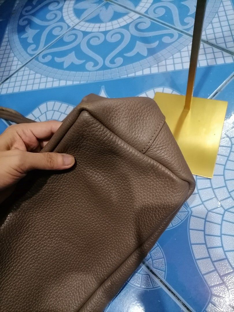Super Balat na Tote Bag / Ang kapal ng Leather, Women's Fashion, Bags ...