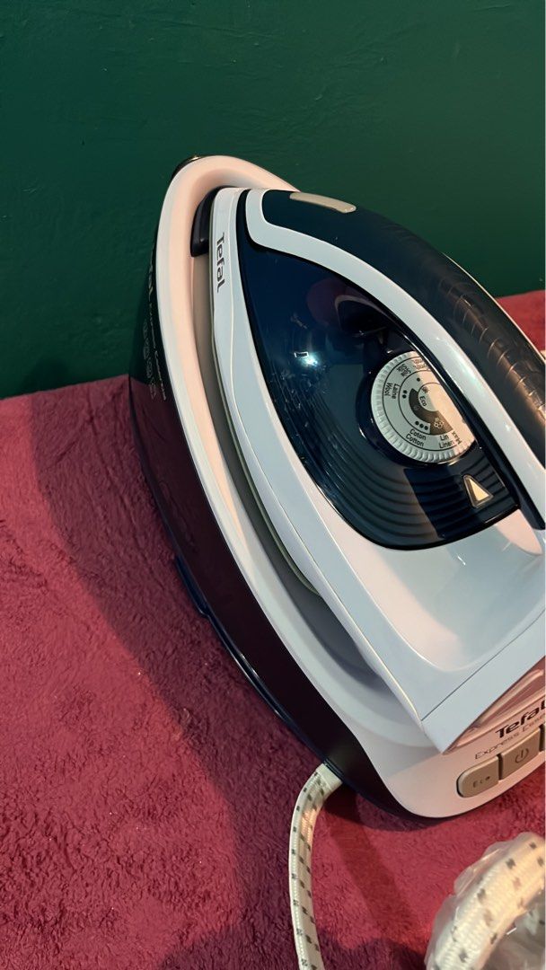 Tefal Iron Steam, TV & Home Appliances, Irons & Steamers on Carousell