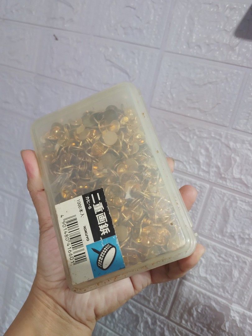 Thumbtacks 1 full box, Hobbies & Toys, Stationary & Craft, Other ...