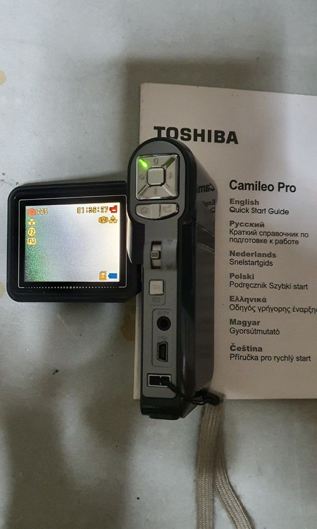 TOSHIBA Camileo Pro, Photography, Video Cameras on Carousell