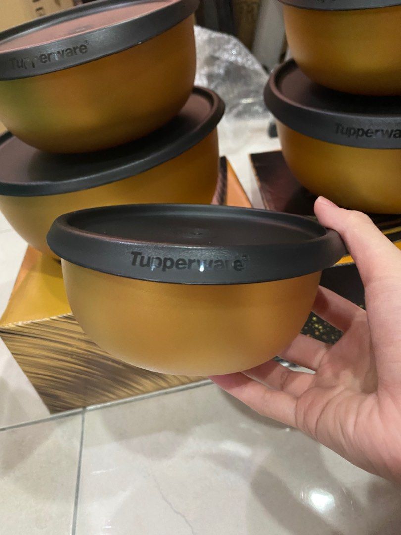 Tupperware gold limited edition, Furniture & Home Living, Kitchenware ...