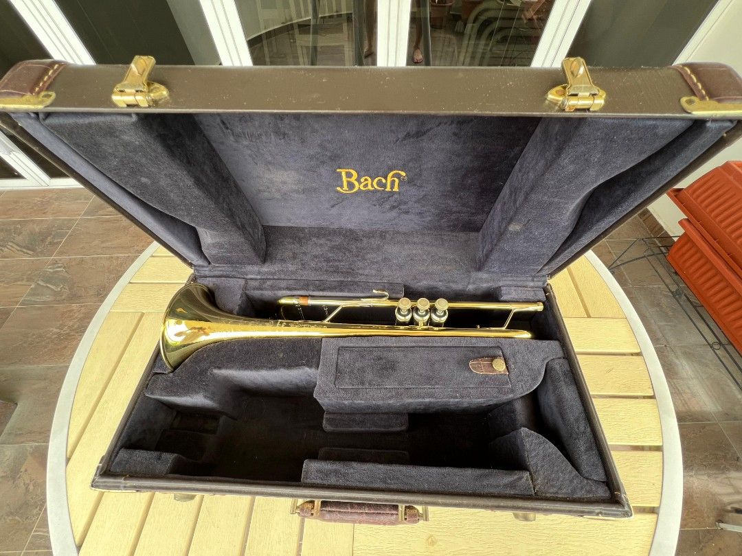 Vincent Bach AB190 Trumpet, Hobbies & Toys, Music & Media, Musical ...